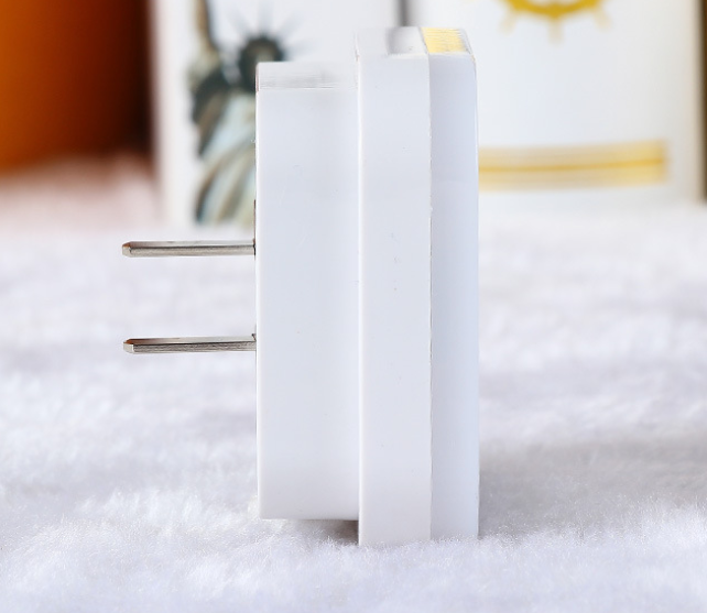 Đèn Ngủ Vuông Tự Phát Sáng